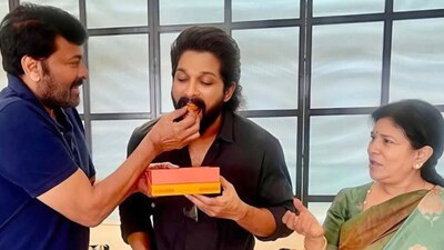 Amid Chiranjeevi-Allu Arjun Feud Rumours, Photo Megastar Feeding Pushpa ...