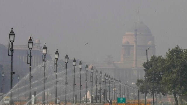 Delhi Wakes Up To 'Moderate' Air Quality After Weeks, Sees Clear Sky As Pollution Reduces ...
