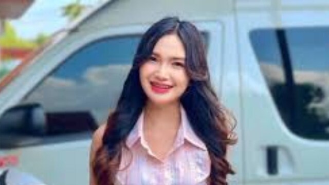 Thai Singer Chayada Prao-Hom Passes Away At 20 Due To 'Neck-Twisting ...