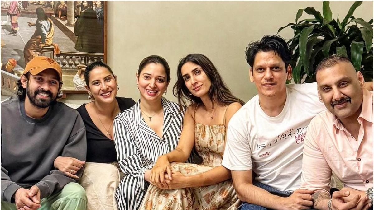 Inside Tamannaah Bhatia's Christmas Get-Together With Vijay Varma ...