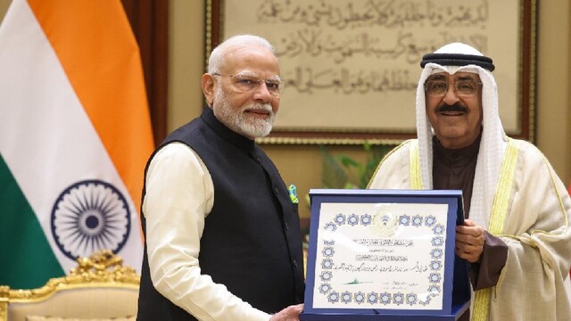 PM Modi Receives Kuwait's Highest Civilian Honour, His 20th International Award | World News ...