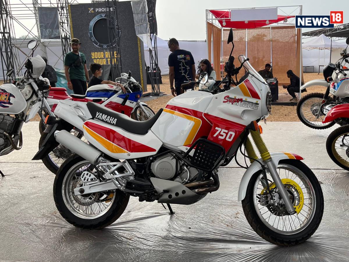 Honda VFR400R Old School in Pics: See Design, Features, Road Presence ...