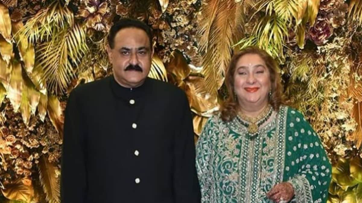 Meet Reema Jain, Raj Kapoor's Daughter And Ranbir Kapoor, Kareena ...