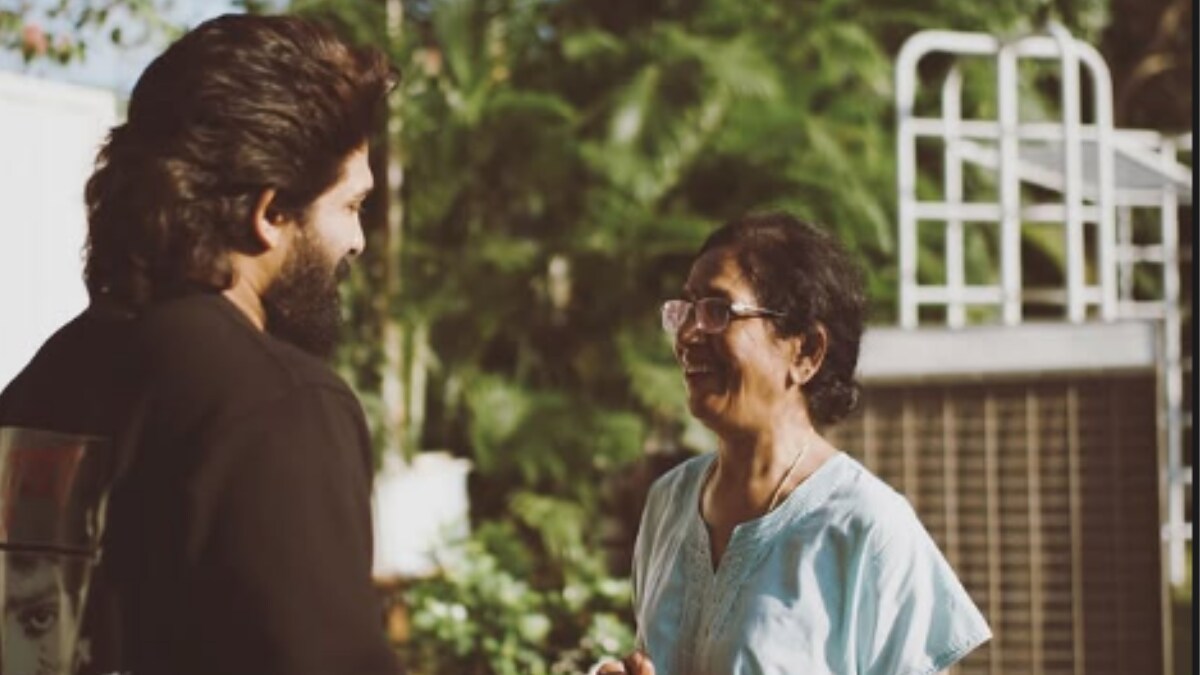 'Pushpa Raj' Allu Arjun Enjoys A Beautiful Morning With Mother | Movies ...