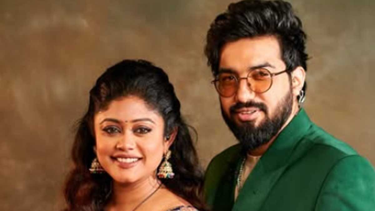 Musical Duo Sachet-Parampara Celebrate Parenthood, Introduce Baby Boy ...
