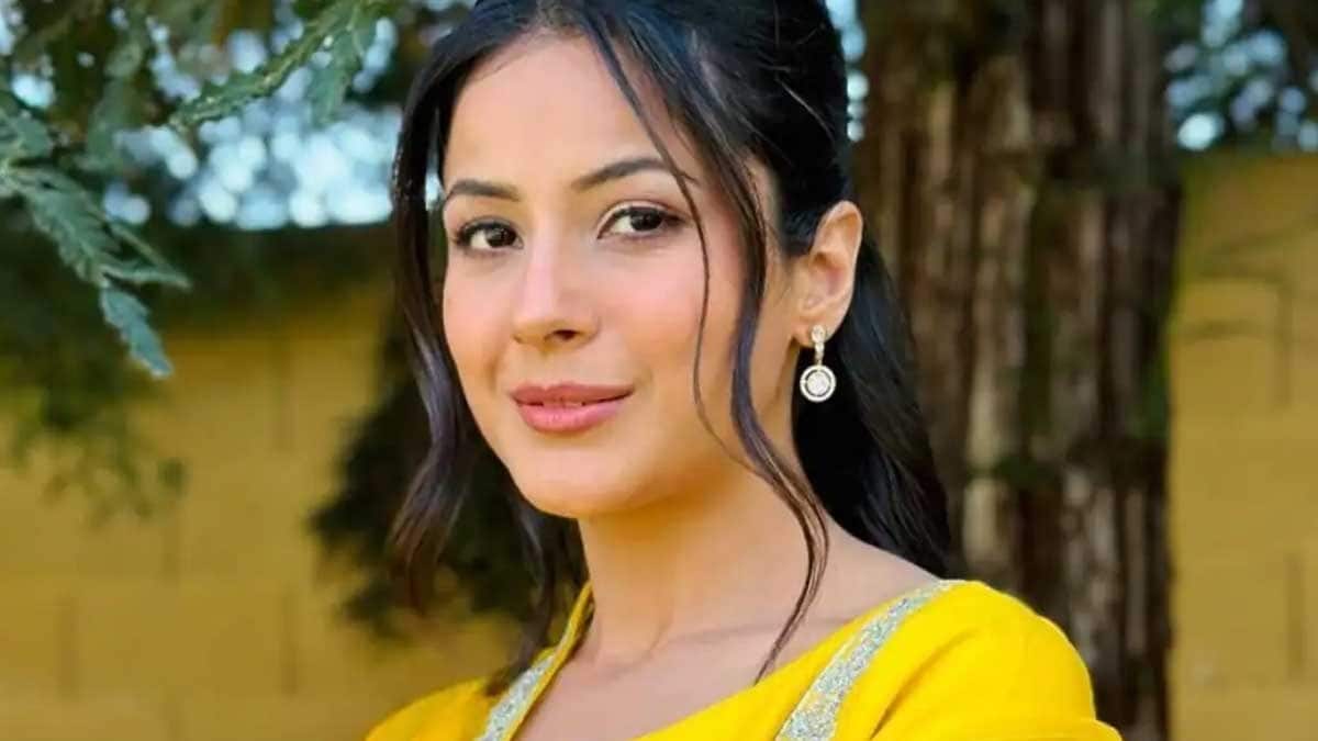 Shehnaaz Gill Announces The Title Of Her Debut Production - Ikk Kudi ...