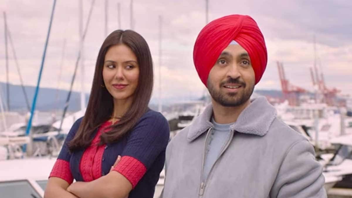 When At Diljit Dosanjh’s Concert, Dance Like Sonam Bajwa | Movies News ...