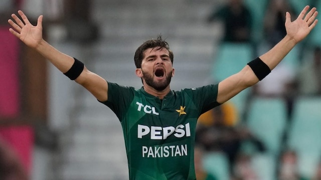 Shaheen Shah Afridi Creates History, Becomes 1st Pakistani Bowler To ... Shaheen Shah Afridi Creates History, Becomes 1st Pakistani Bowler To ...