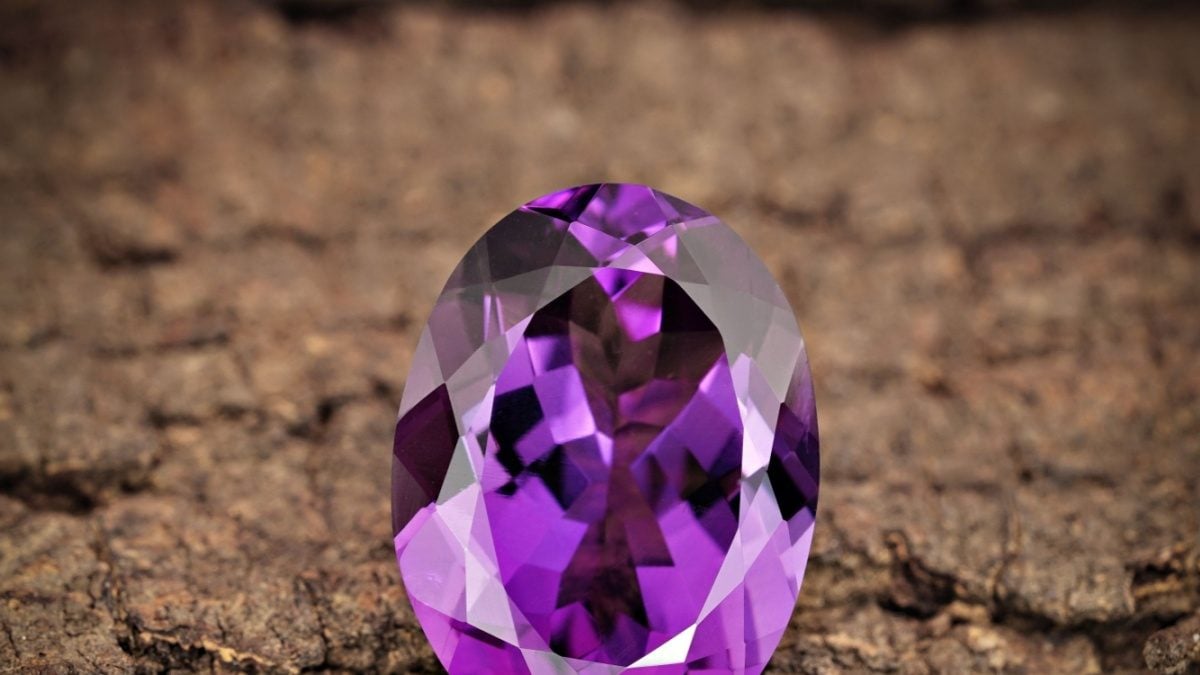Amethyst Stone: Benefits and Drawbacks You Should Know | Lifestyle News ...