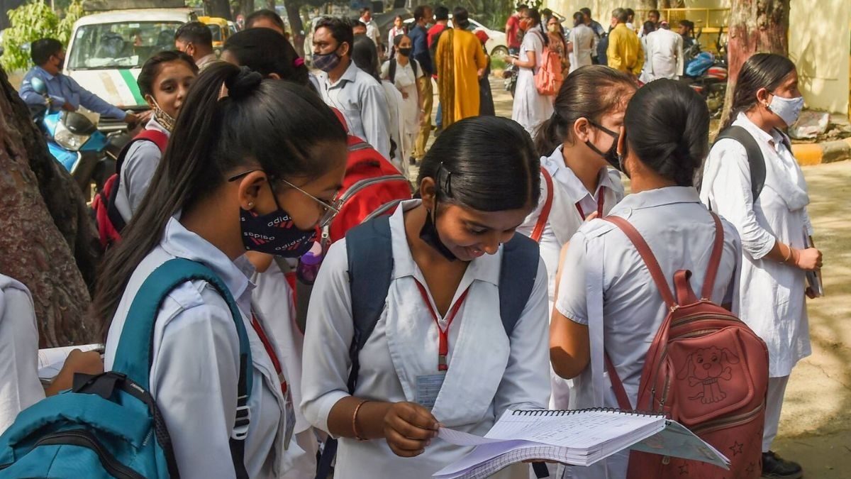 Board Exams 2025: Class 12 Students In Maharashtra's Latur Take Pledge ...