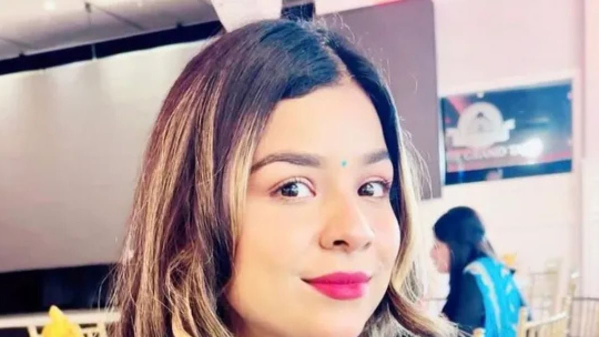 Punjab Student Killed In Canada As Tree Falls On Her During Bonfire ...