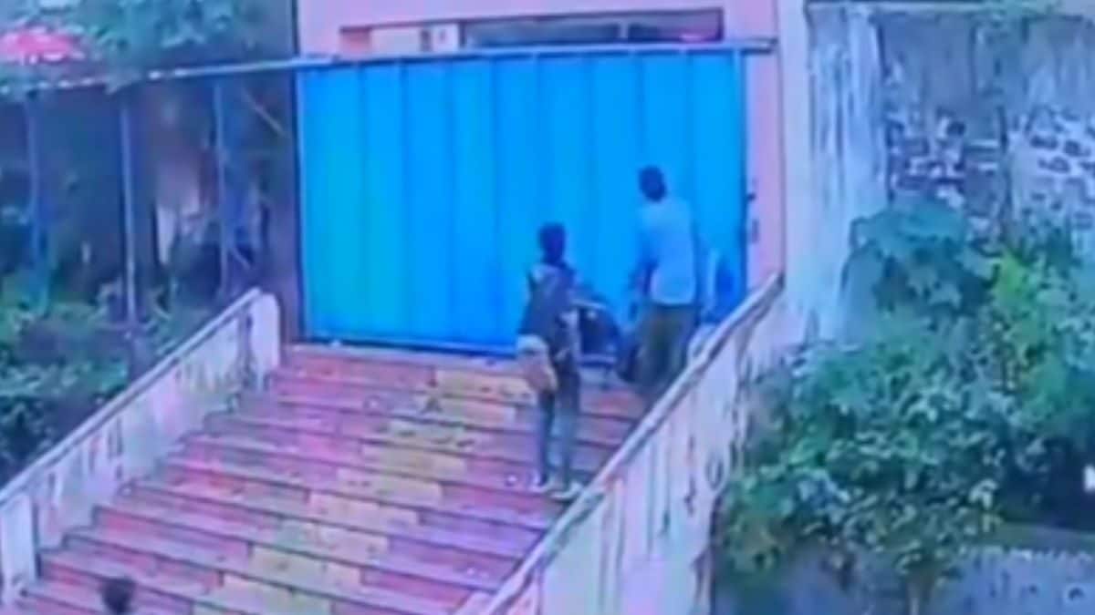 Inspired By Lucky Bashkar, Four Vizag Students Leave Hostel For Money ...