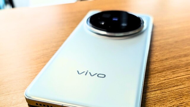 Vivo X200 Pro Shows The Serious Side Of A Premium Camera Phone | Tech News - News18