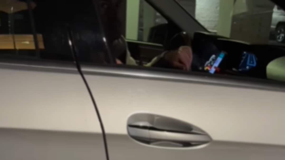 Music Artist Dank Demoss Claims Driver Denied Service Due To Her Weight ...