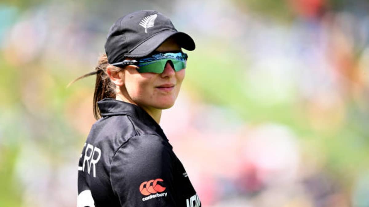 Amelia Kerr, Matt Henry Dominate 2025 New Zealand Cricket Awards ...