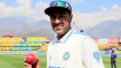 Padma Awards 2025: Ravichandran Ashwin Honoured With Padma Shri; Sole ...