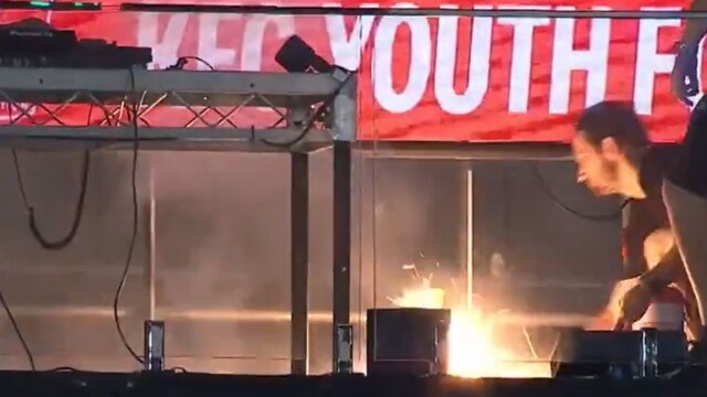 Watch: Fire At Gabba Halts BBL Match! DJ Booth Lights Up In Flames ...