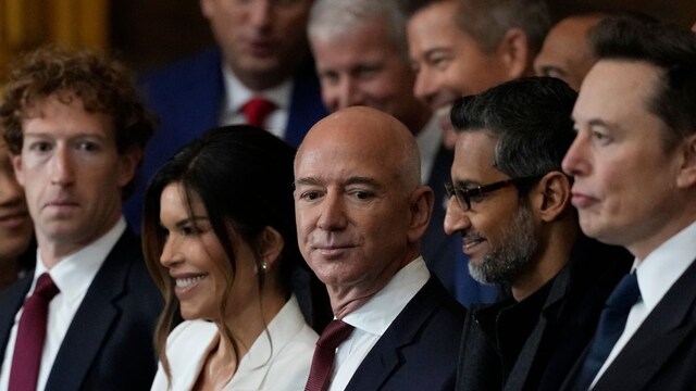 What Is An Oligarchy? Is US Set To Become One With Tech Billionaires ...