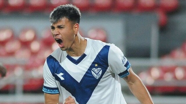 Transfer News: Manchester United Face Competition From Bologna FC To ...