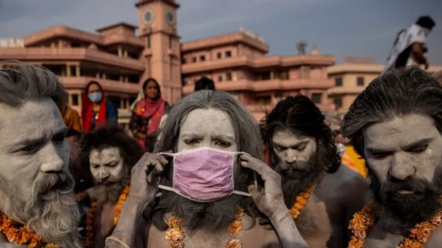 Maha Kumbh 2025: How Warrior Naga Sadhus Lead Festivities? Unknown ...