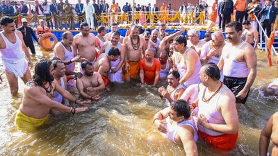 Maha Kumbh: Diplomats From Russia, Ukraine, 73 Other Nations To Take Holy Dip At Sangam | India ...