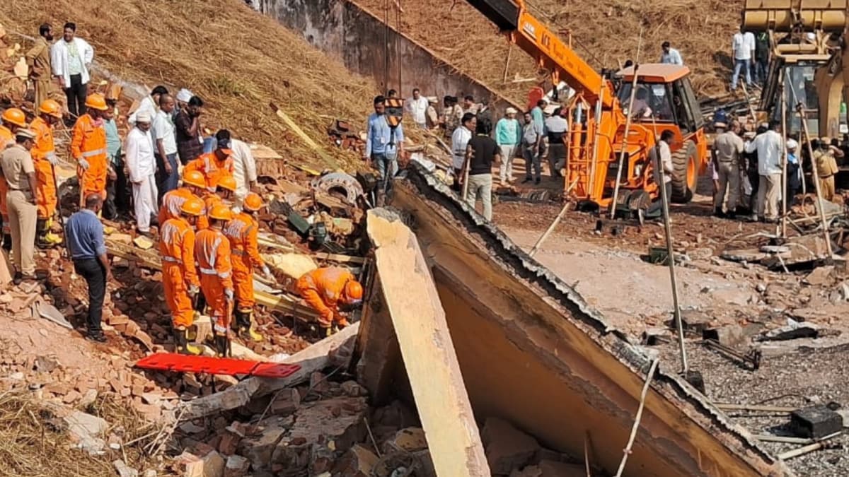 8 Dead In Explosion At Ordnance Factory In Maharashtra's Bhandara, CM ...