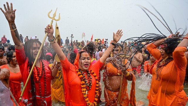 Mahakumbh Mela 2025: Airfares To Prayagraj Rise, Electric Poles With QR ...