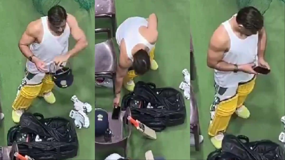 Rare Video Of MS Dhoni Using Mobile Phone Goes Viral: Watch | Cricket ...
