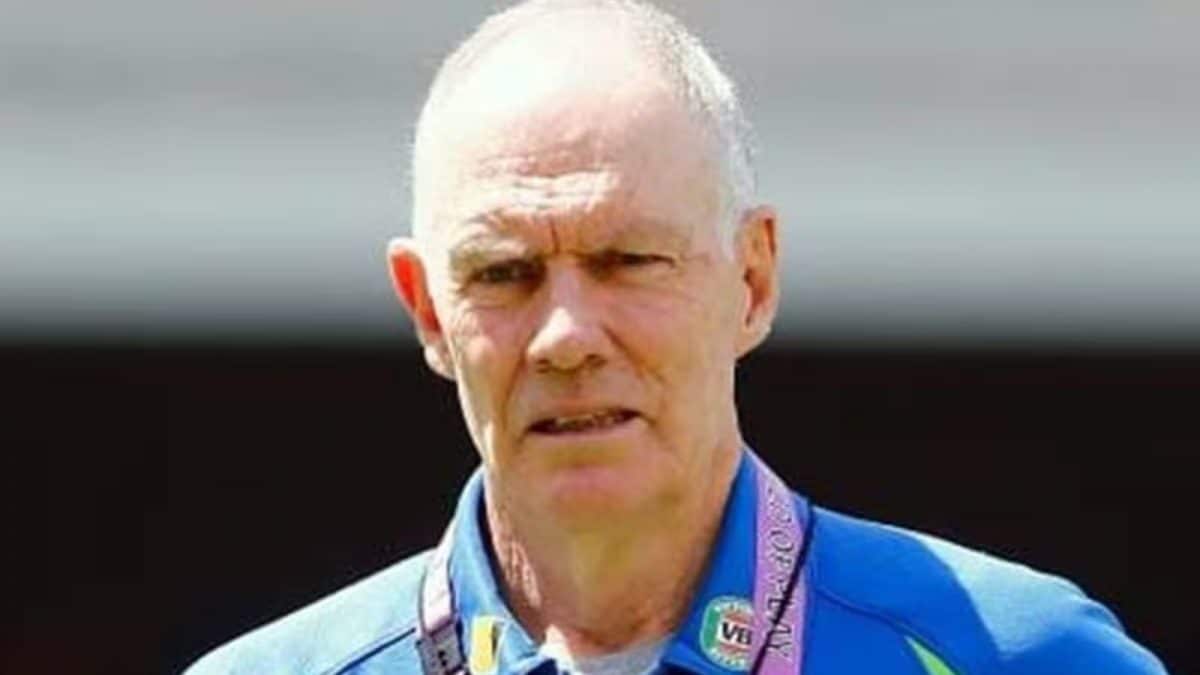 On This Day In 1981: When Trevor Chappell Bowled The Infamous Underarm ...