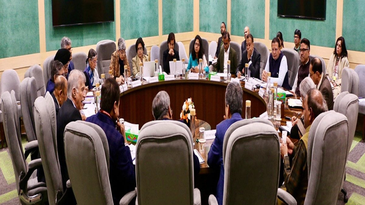 Pre-Budget Meeting: FM Nirmala Sitharaman Meets Infra Sector Experts To ...