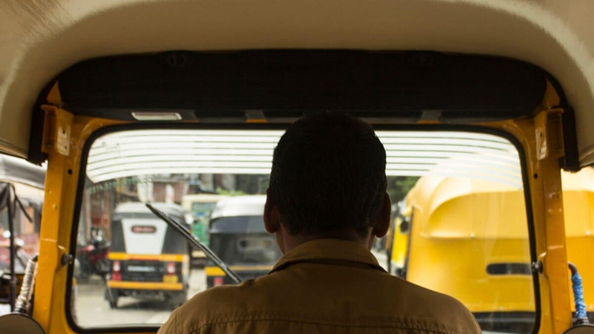 This Bengaluru Auto Driver Only Accepts UPI Payment And The Reason Will ...
