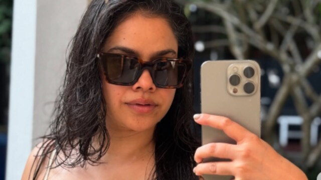 Sumona Chakravarti ‘Cried So Much’ After Attending Coldplay’s Abu Dhabi ...