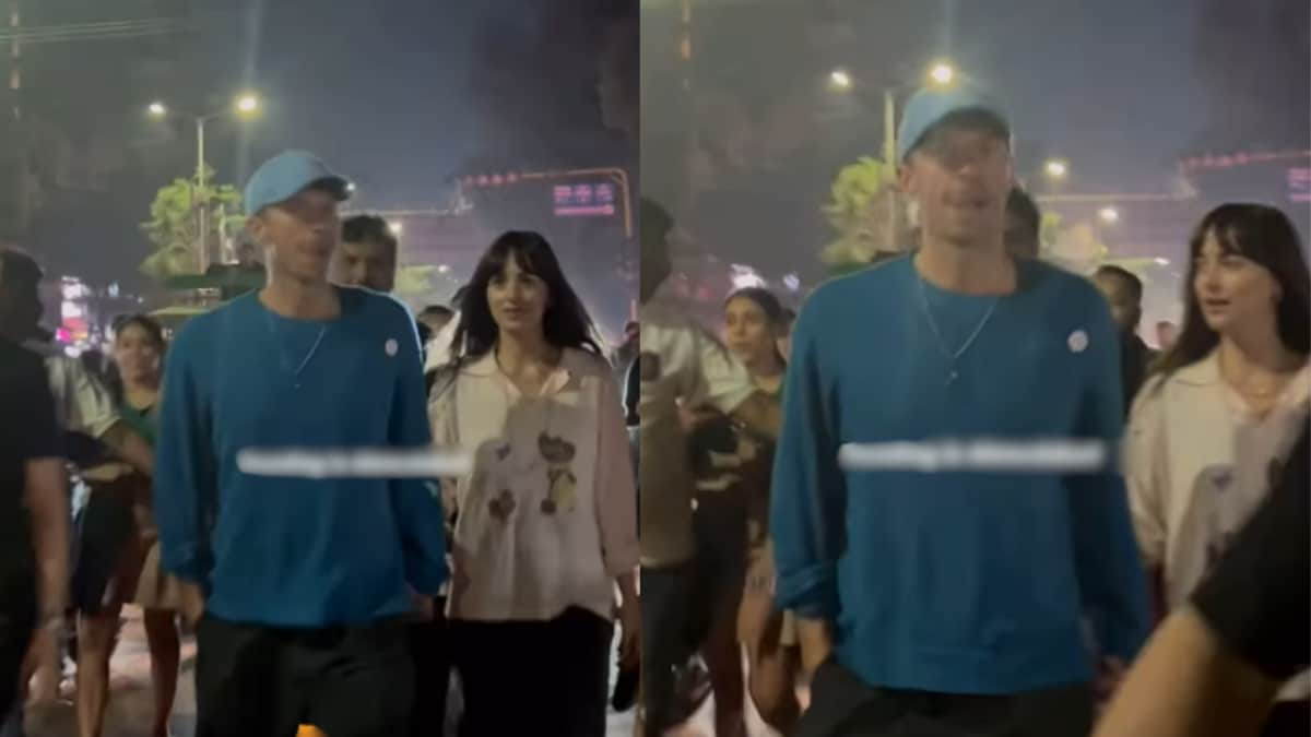 Coldplay's Chris Martin, Girlfriend Dakota Johnson Take A Holy Dip In ...