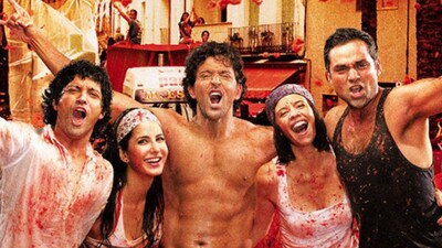 ZNMD 2 Confirmed? Farhan Akhtar Reunites With 'Musketeers' Hrithik ...