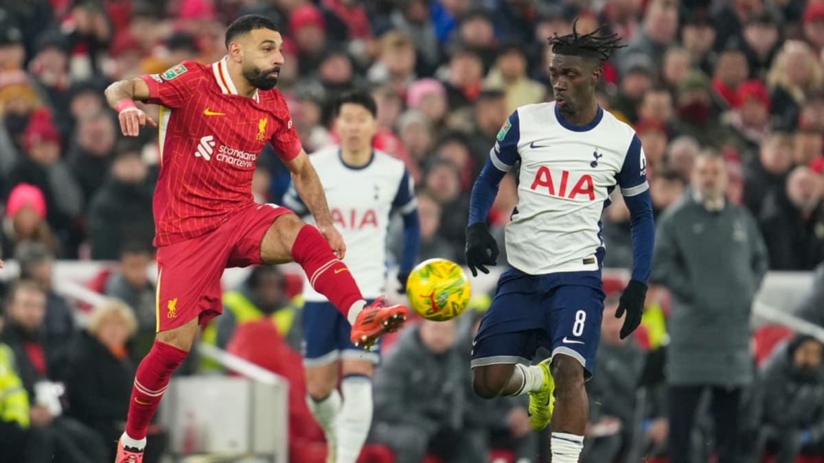Liverpool Vs Tottenham: Mohamed Salah Stars In Win To Book League Cup ...