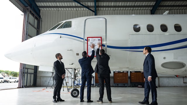 US Formally Seizes Second Plane Belonging To Venezuelan President ...