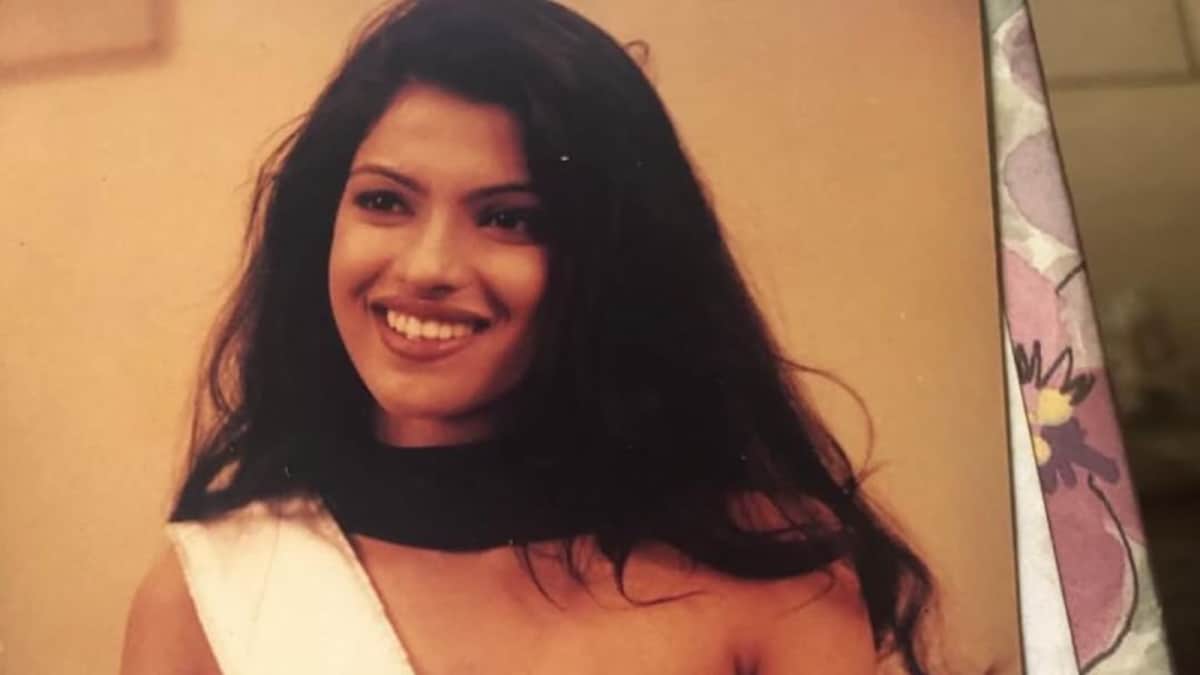 Priyanka Chopra's Childhood And Early Modelling Days Photos Breaks Internet