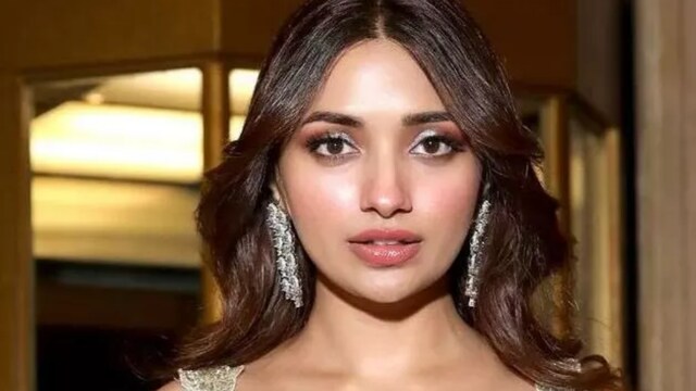 ‘Block Me’: Bigg Boss OTT 2 Jiya Shankar's Boss Reply To Trolls Who Criticised Her Social Media ...