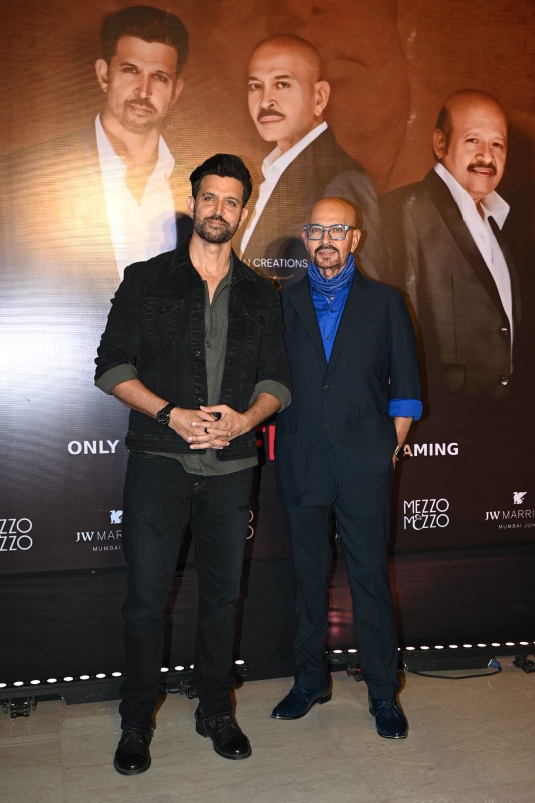 Rekha, Jackie Shroff, Ameesha Patel Join Hrithik Roshan And Family At ...