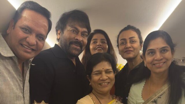 Chiranjeevi Celebrates 45th Anniversary With Surekha On Flight To Dubai ...