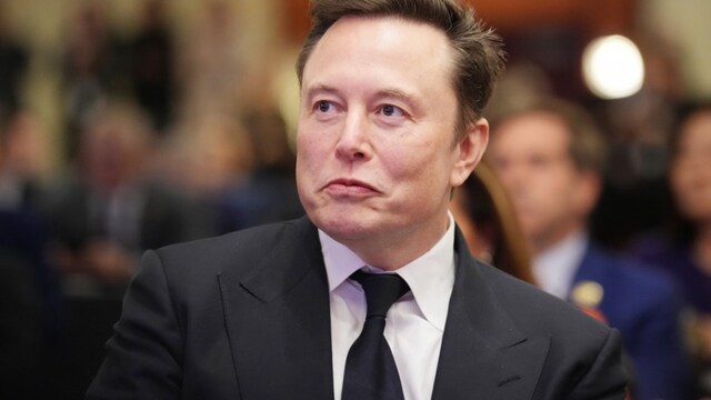 3 Smartest People On Earth According To Elon Musk | World News - News18