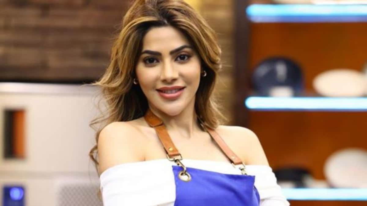 Celebrity MasterChef: Nikki Tamboli Cooks Her Father's Favourite Chicken Ghee Roast To Win ...