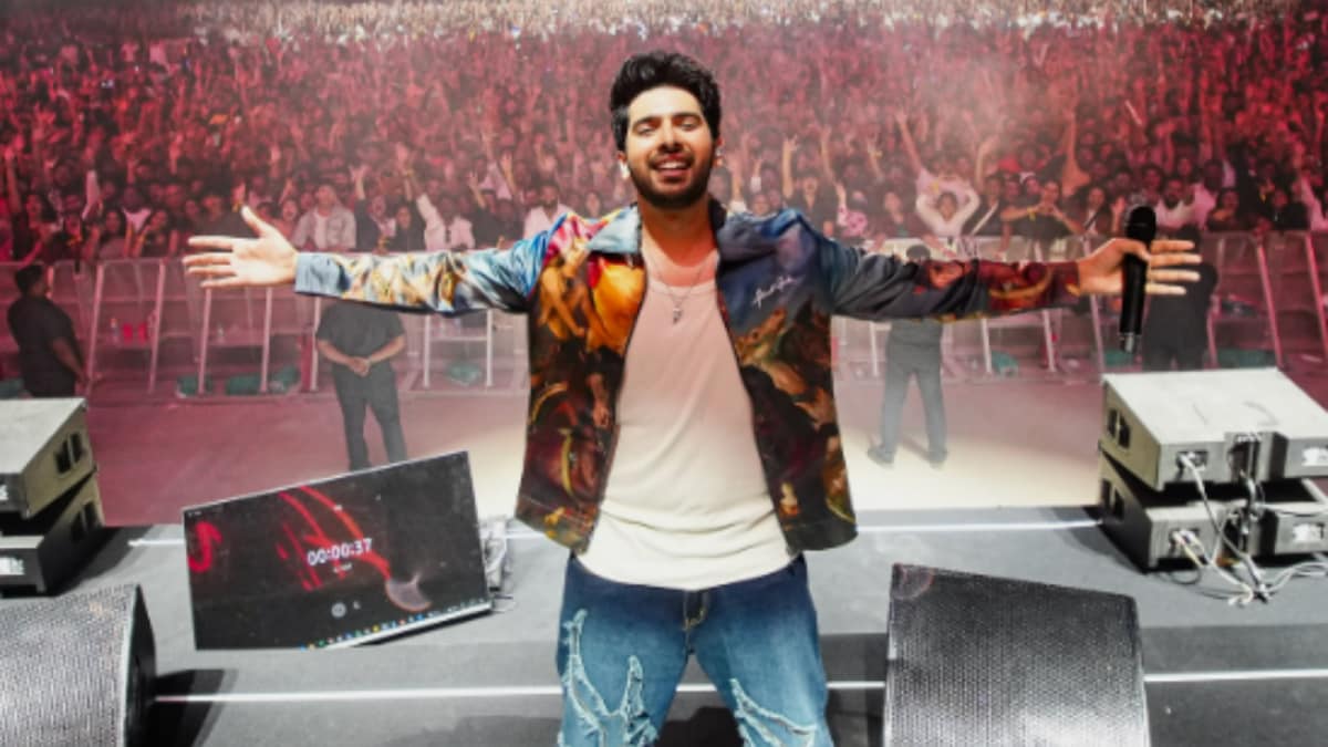 Armaan Malik Gives Boss Reply To Trolls Who Said ‘Sir Easy Gaane Gaata ...