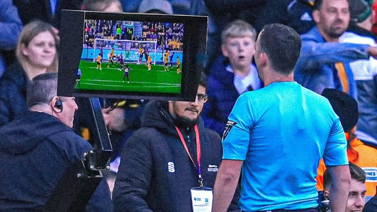 Premier League To Introduce VAR Announcements And Semi-Automated ...
