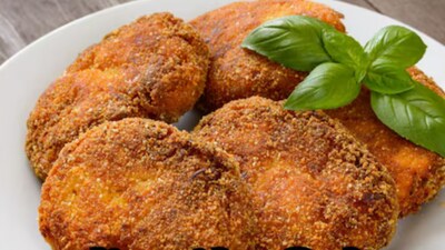 Make Indian Railways-Style Veg Cutlet At Home | Lifestyle News - News18