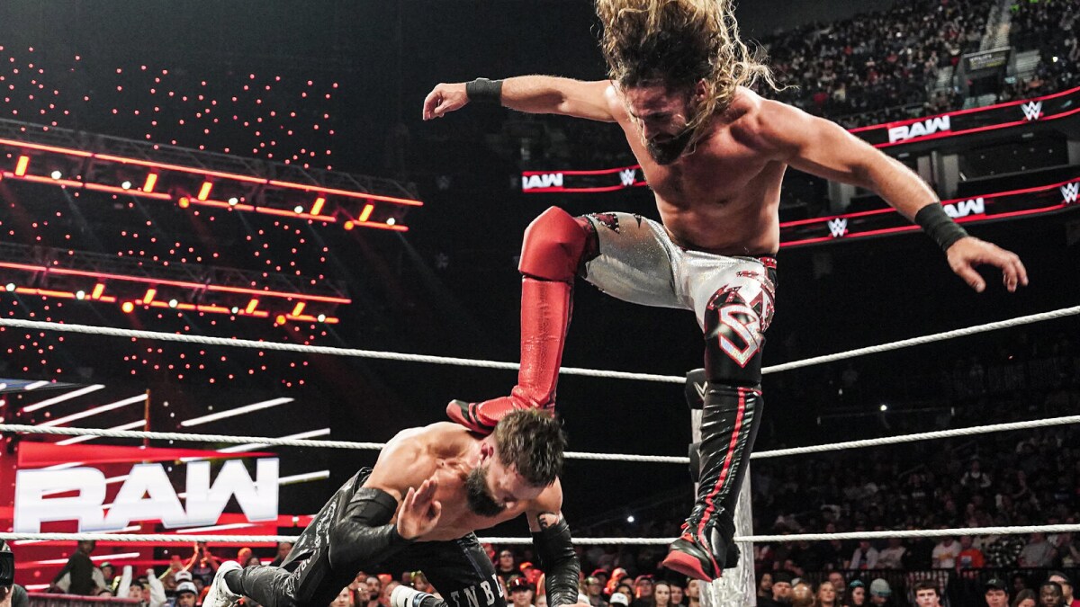 WWE RAW: Seth Rollins Defeats Finn Balor To Secure Spot In Elimination ...