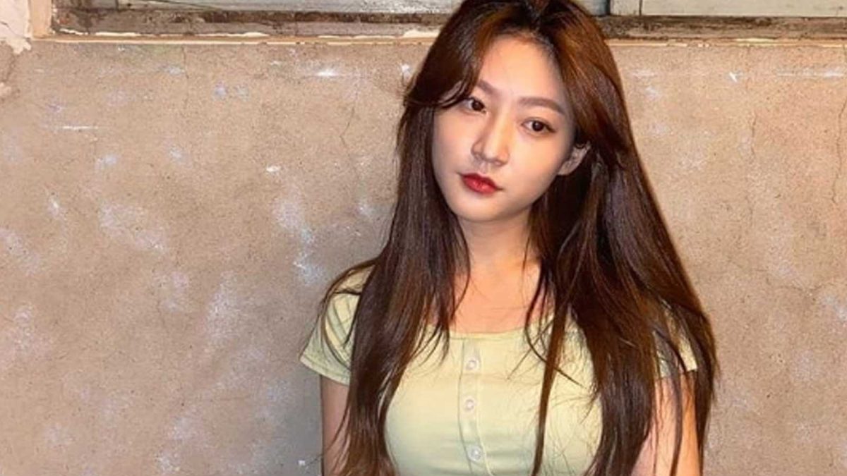 Kim Sae Ron's Father Claims YouTuber's Videos Led To Actress' Death ...