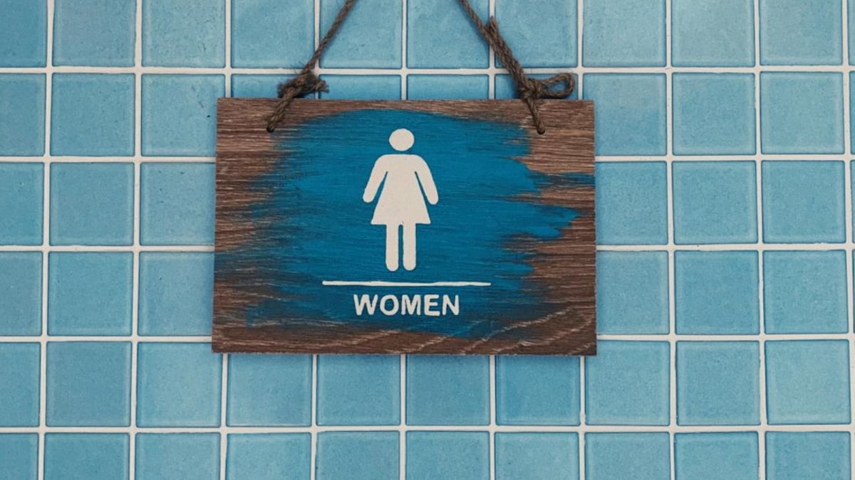 Mumbai’s Mobile Bathroom Bus Offers Free Hygiene Facilities To Women ...