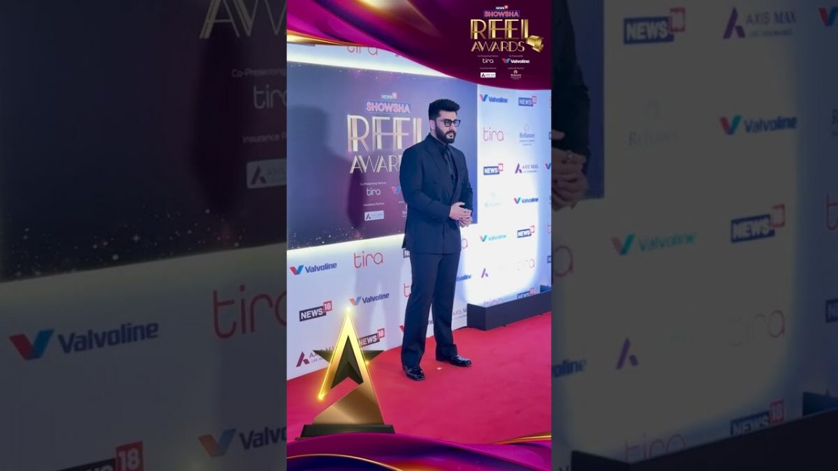 Arjun Kapoor Brings Hot Nerd Vibes to #ShowshaReelAwards