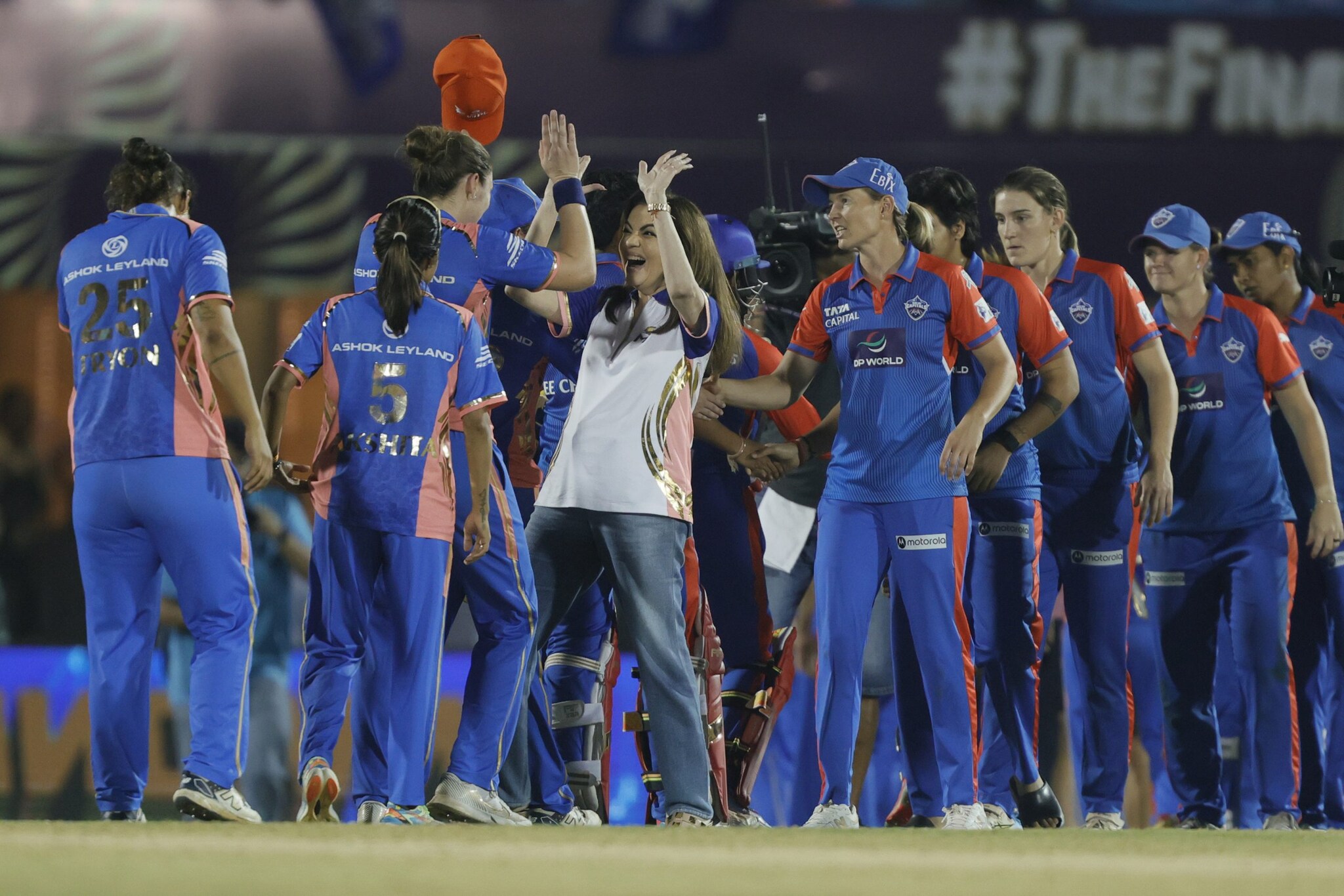 WPL 2025 Final: Mumbai Indians Pick Up Second Crown With Win Over Delhi ...